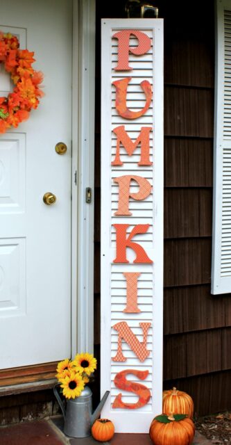 31 Fun DIY Fall Signs That You Can Easily Recreate!