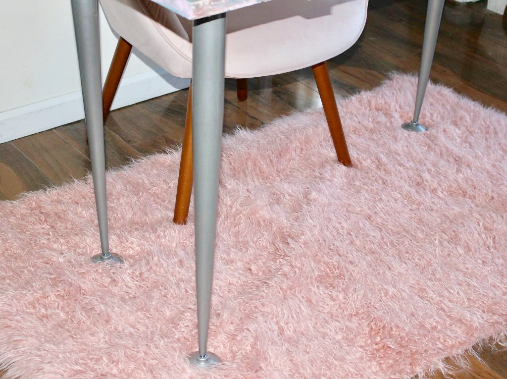 How To Make A Beautiful Epoxy Resin Desk