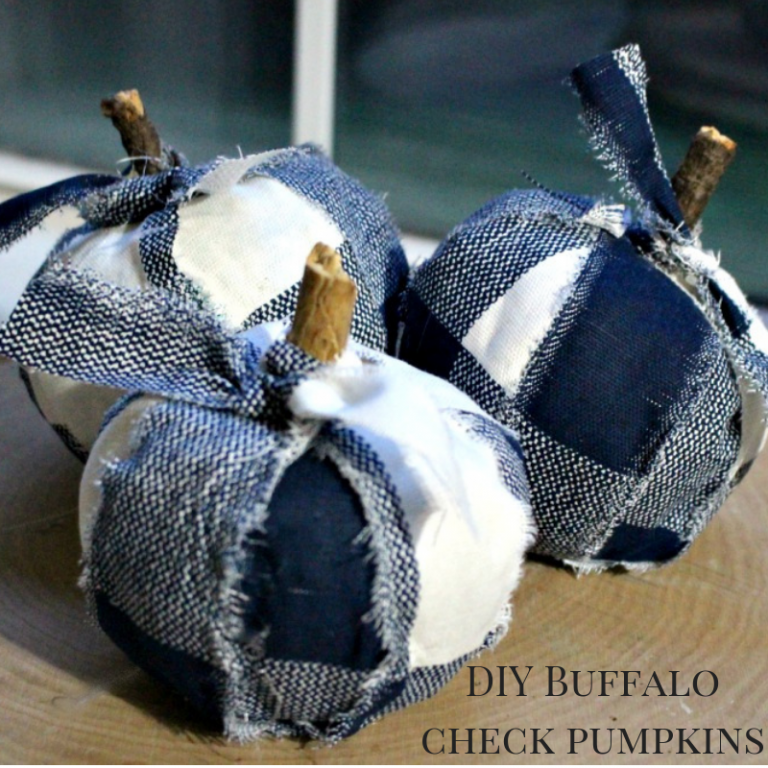 How To Make Beautiful Buffalo Check Plates With Mod Podge