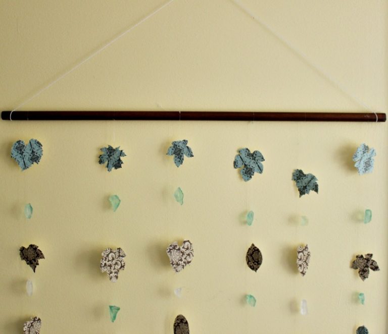 Make A Pretty Fall Paper Leaf Wall Hanging