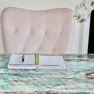 How To Make A Beautiful Epoxy Resin Desk