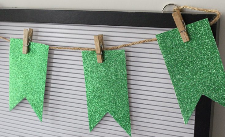 Make A St. Patrick's Day Letter Board Banner