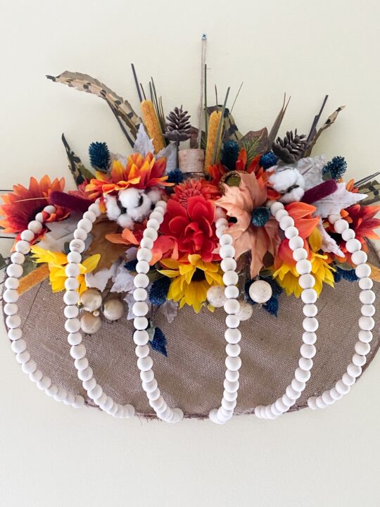 31 Fun DIY Fall Signs That You Can Easily Recreate!