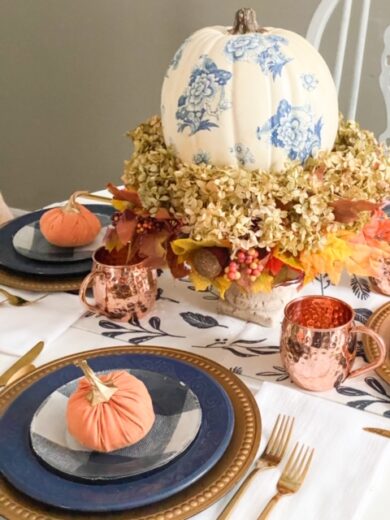 Beautiful Fall Tablescape Ideas In Blue And Orange