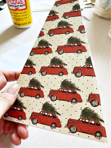 How To Make Pretty DIY Farmhouse Tabletop Trees