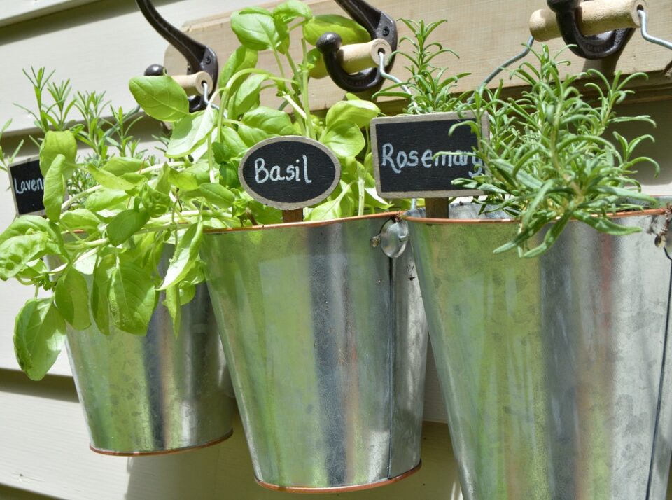41 Super Creative DIY Repurposed Garden Planters