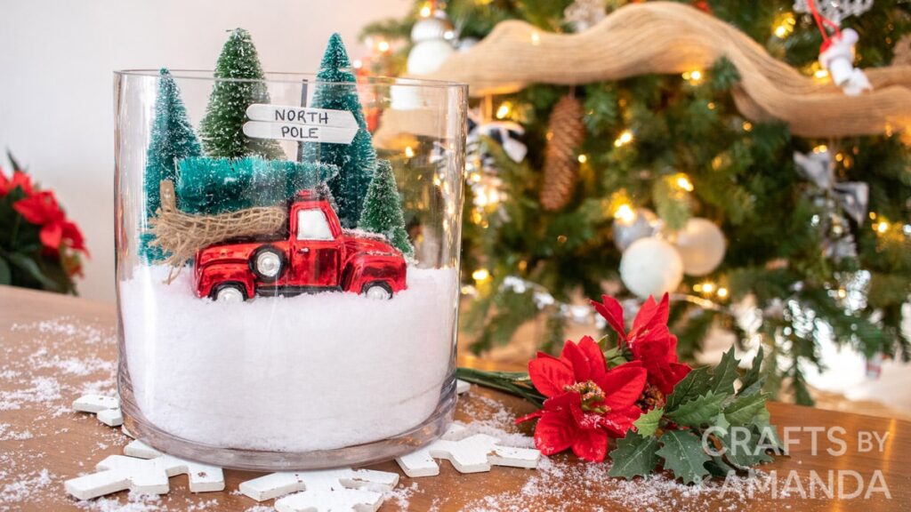 29 Red Truck Christmas Decor Ideas, Crafts and DIY Projects
