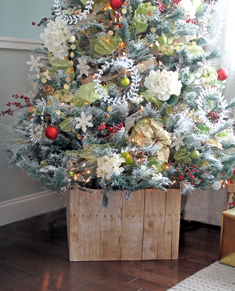 15 DIY Christmas Tree Collar Ideas For Any Style Tree 2025