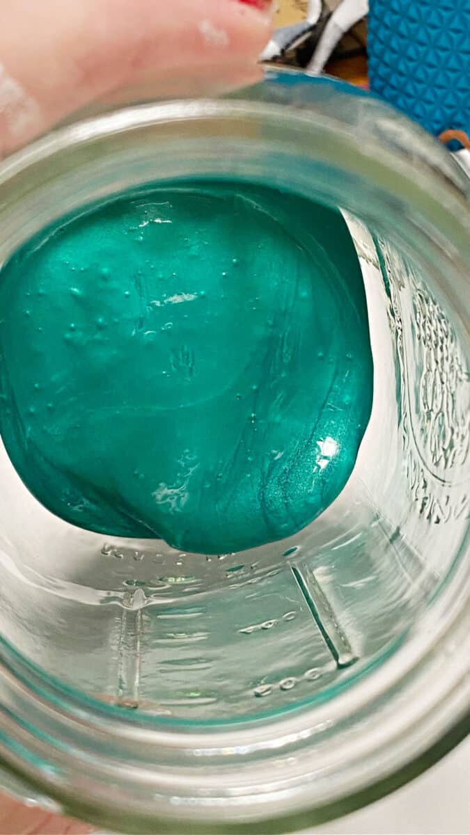 Perfectly Painted Mason Jars From The Inside Easy DIY Tutorial