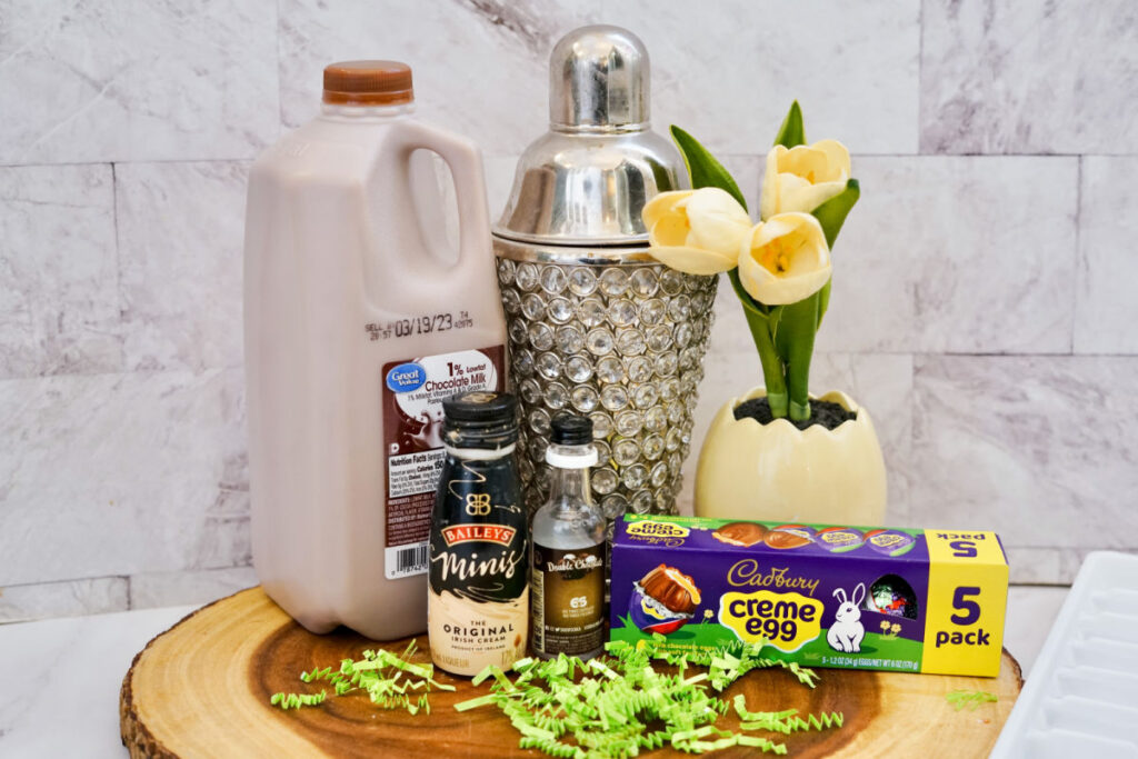 Make Boozy Cadbury Eggs Easter Shots For The Adults To Enjoy