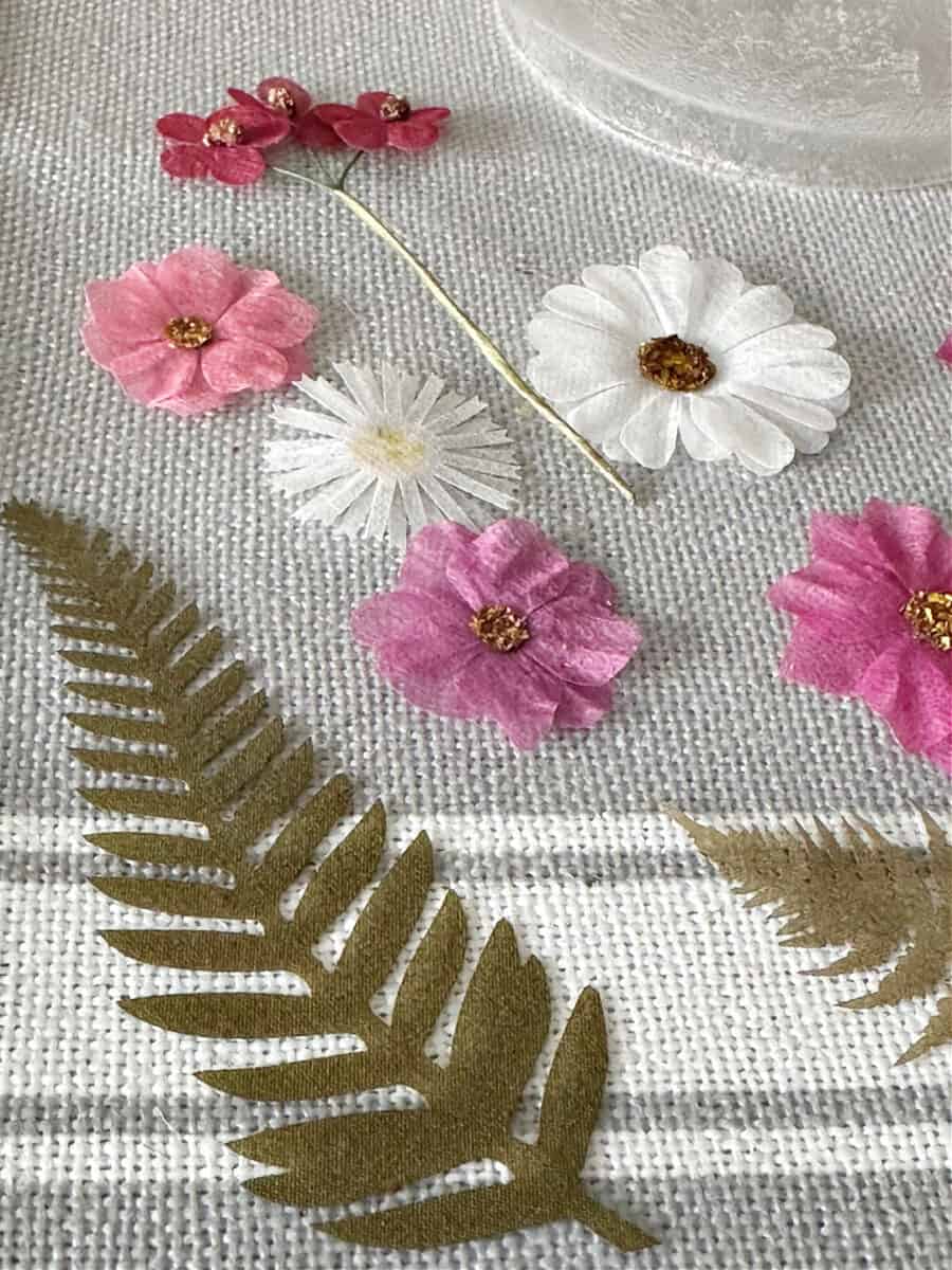 How to Make A Beautiful Pressed Flower Glass Cloche