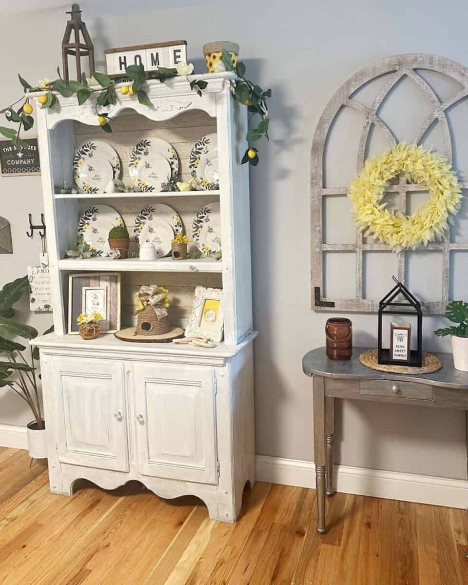 Beautiful Bumble Bee Home Decor On A Farmhouse Hutch