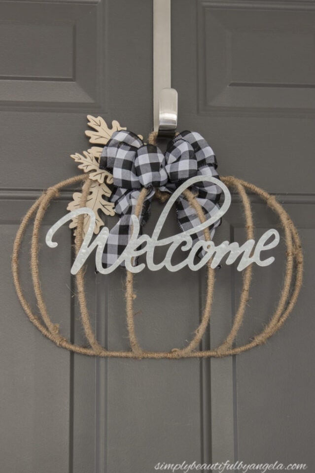 15 Easy DIY Pumpkin Wreaths Made with Dollar Tree Forms (2025)