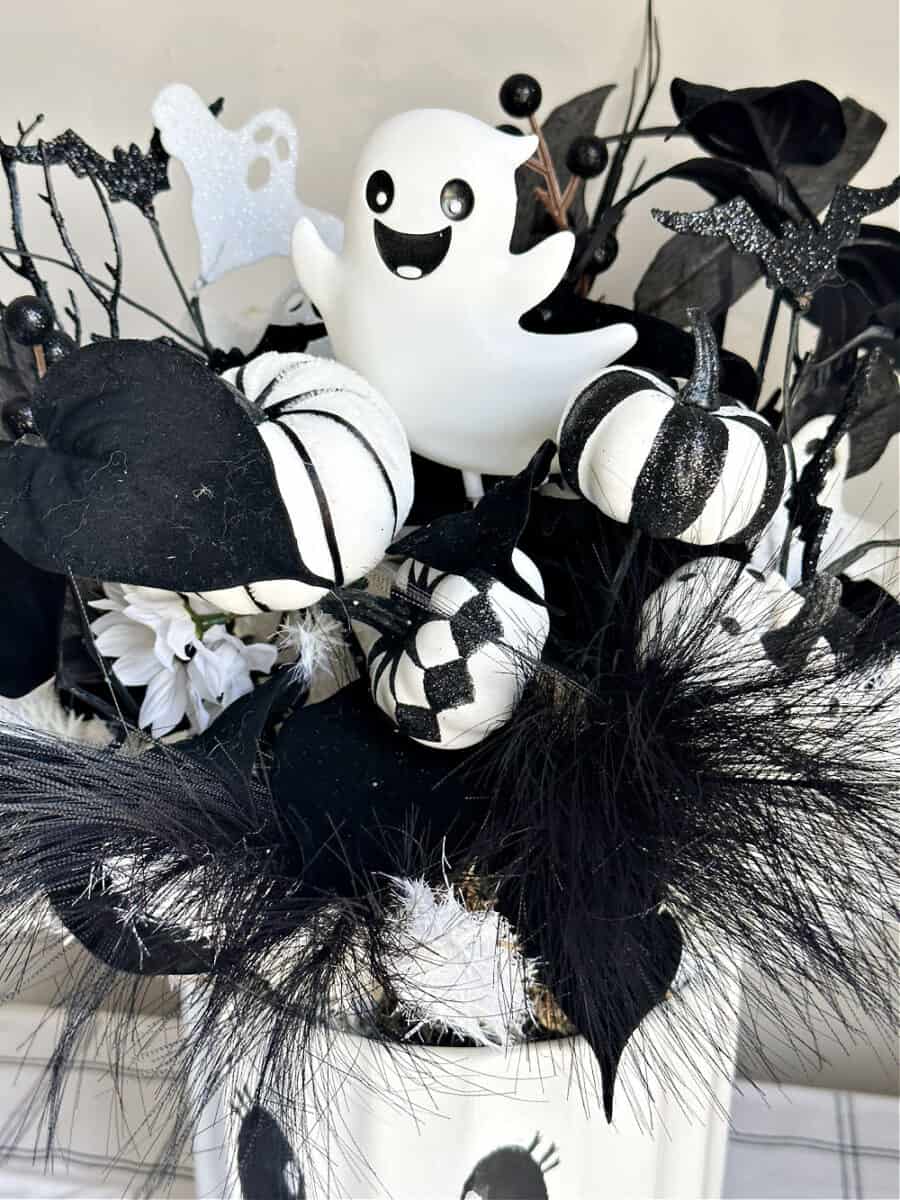 Make The Cutest Ghost Halloween Centerpiece in Black and White