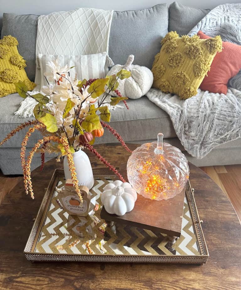 Neutral Early Fall Decorations To Create A Warm And Cozy Home