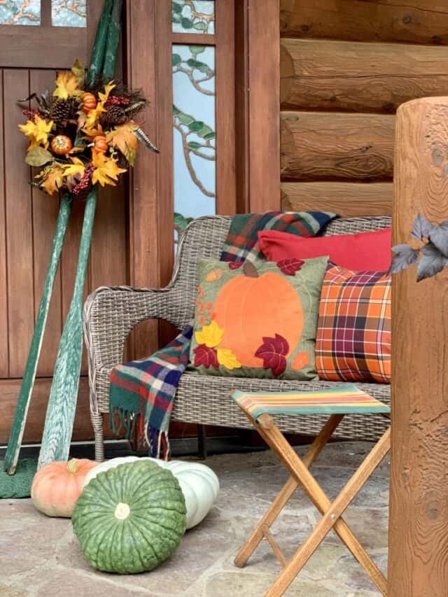 Welcome Fall With These Simple Fall Porch Decorating Ideas
