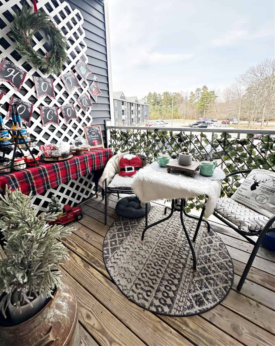 Cozy Balcony Decor for Christmas with Hot Cocoa Bar