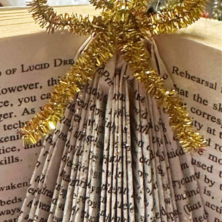 Easy Tutorial for Gorgeous Christmas Tree Folded Book Art