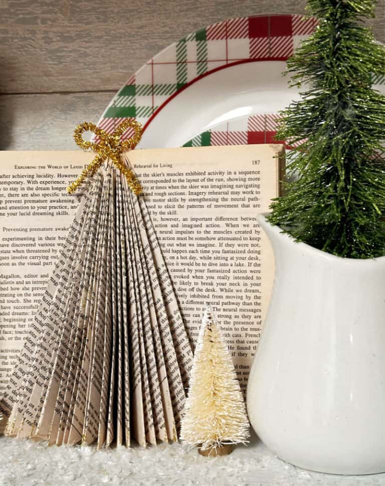 Easy Tutorial for Gorgeous Christmas Tree Folded Book Art