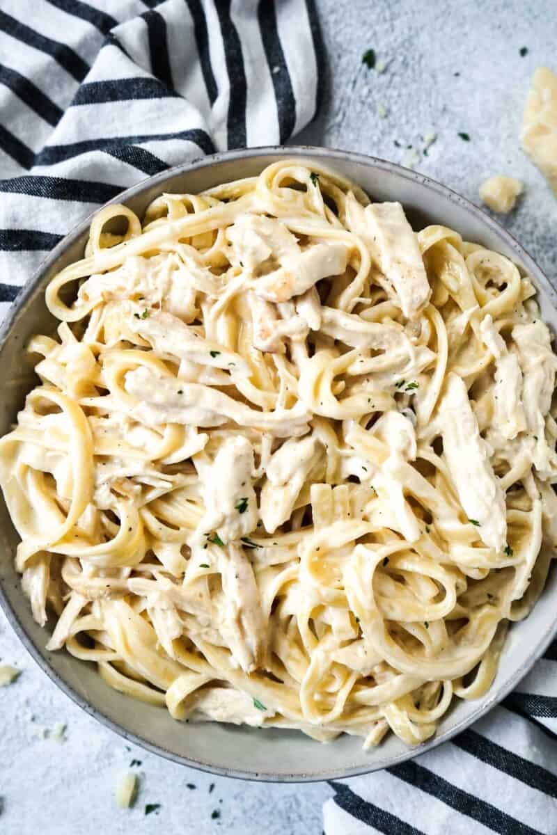 21 Tasty Recipes To Make With Your Leftover Chicken