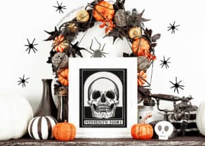 25 DIY Halloween Signs with Tutorials for Halloween Fun!