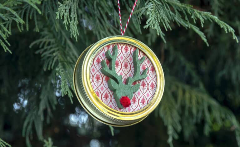 15 Creative Ways to Craft with Mason Jar Lids