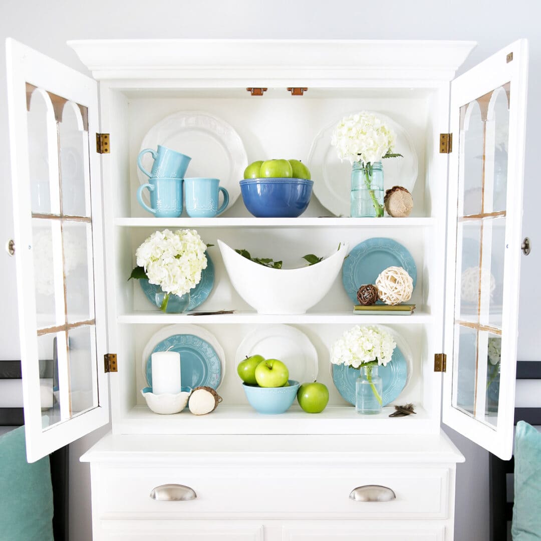 17 Stunning Painted Hutch Before and After Projects That Wow!
