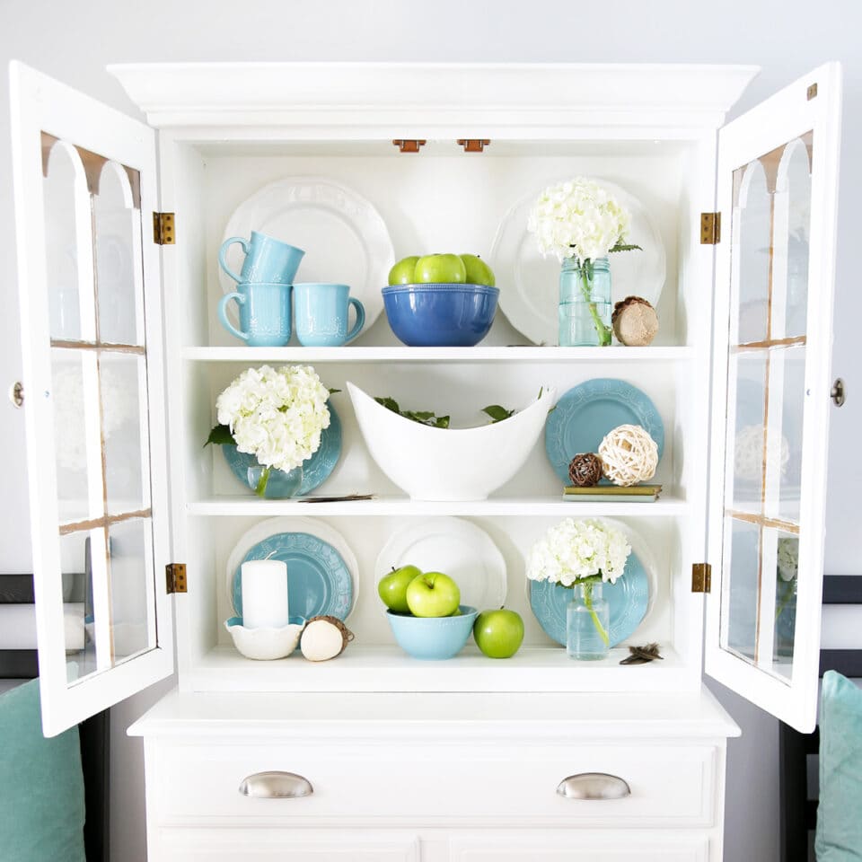 17 Stunning Painted Hutch Before and After Projects That Wow!
