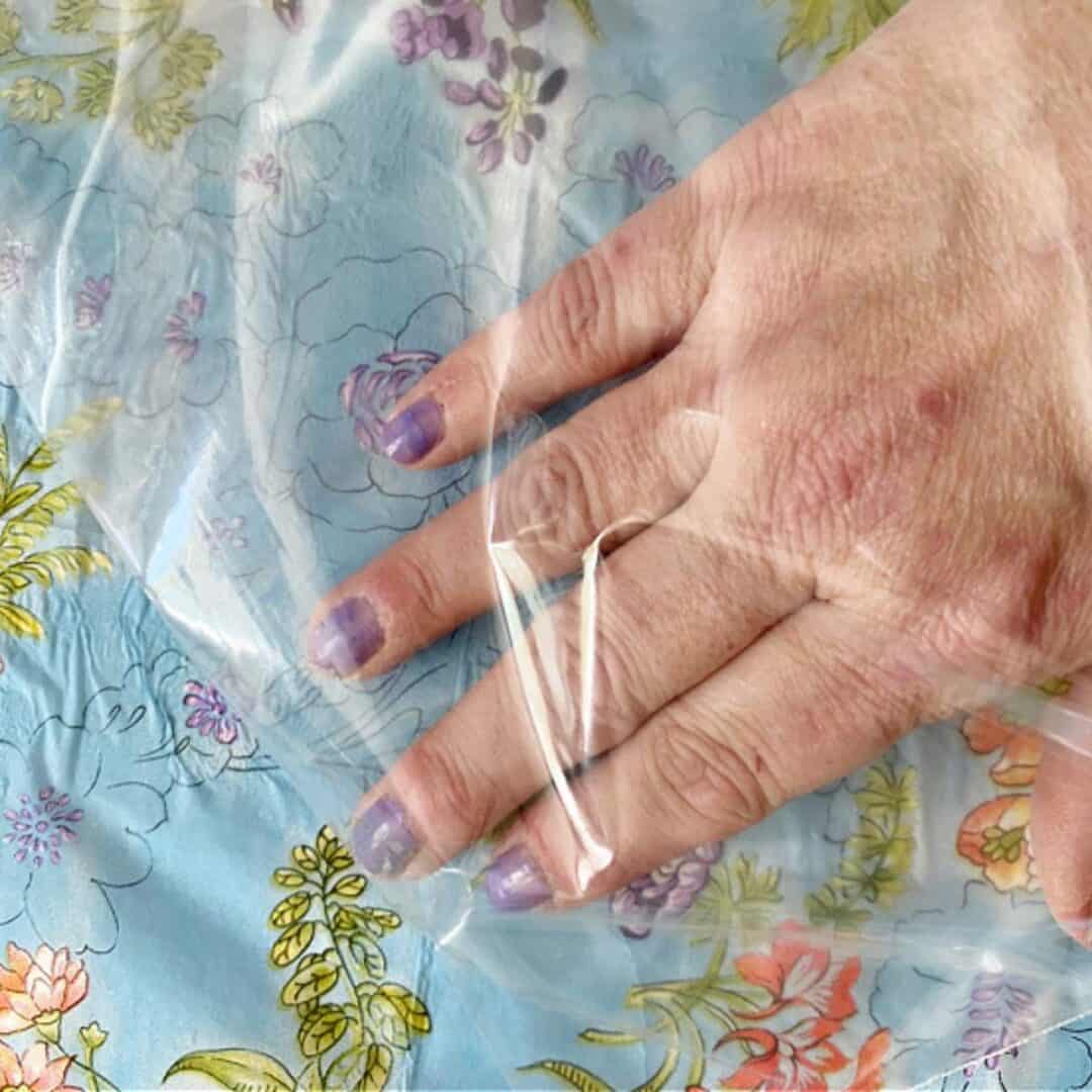 Beautiful DIY Round Side Table Makeover With Napkins