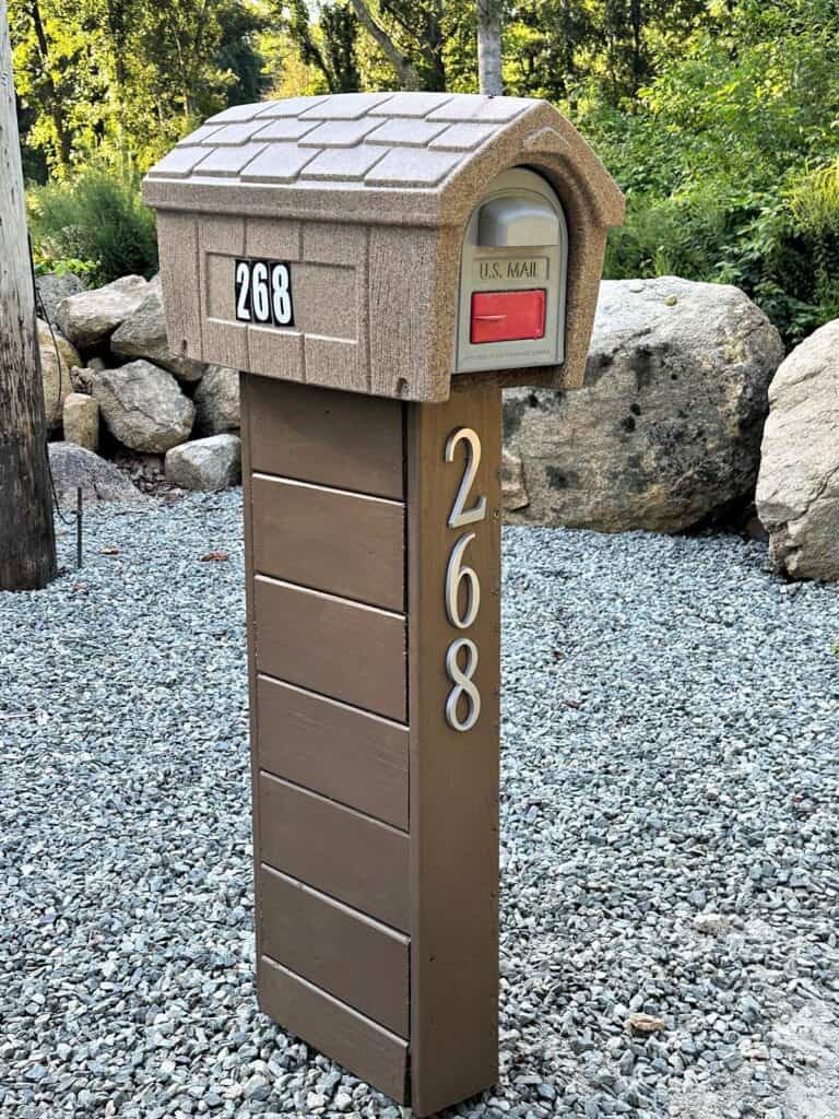 How to Build a DIY Wooden Mailbox Full of Rustic Charm