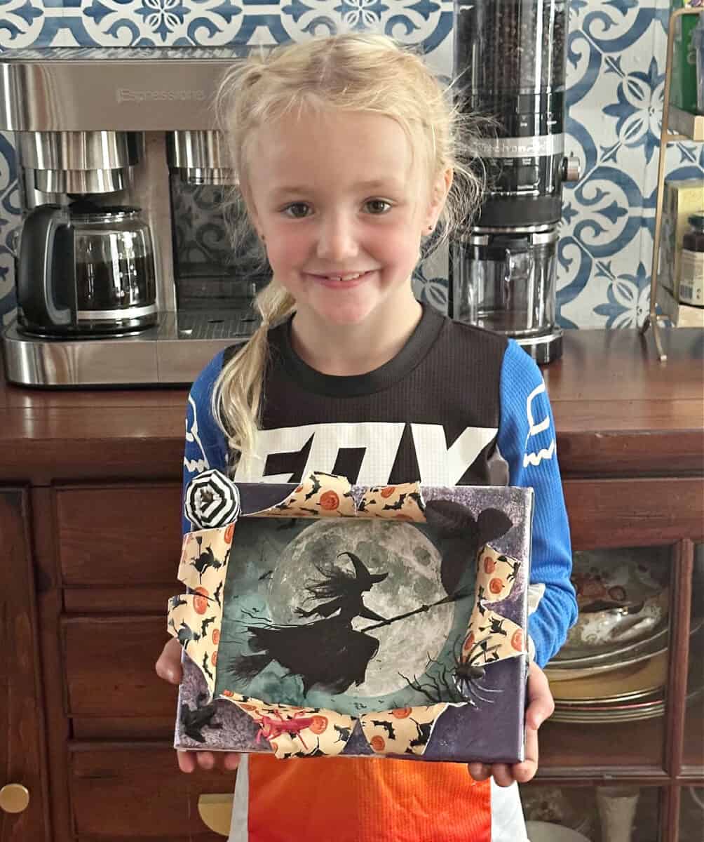 Free Halloween images for Busted Canvas and Decoupage Crafts