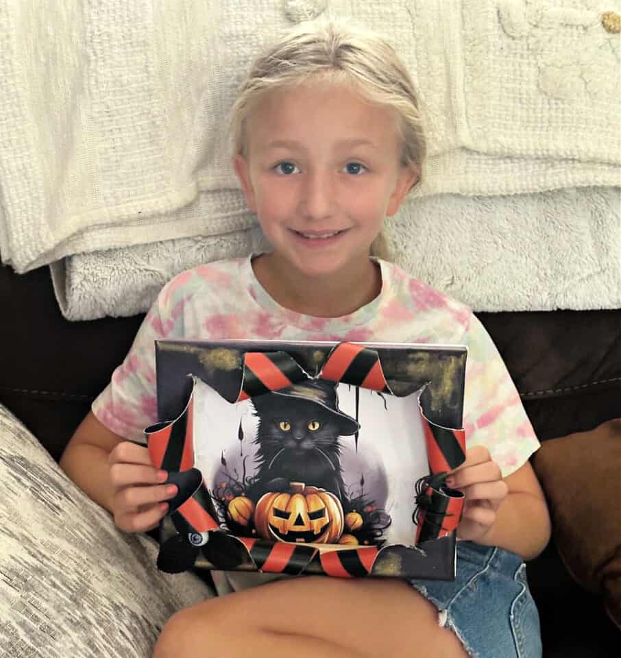 Free Halloween images for Busted Canvas and Decoupage Crafts