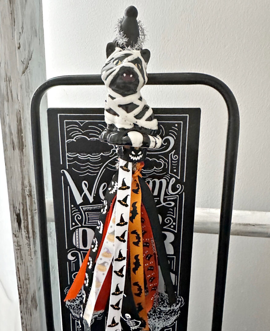 How to Make a DIY Tassel From a Repurposed Salt Shaker