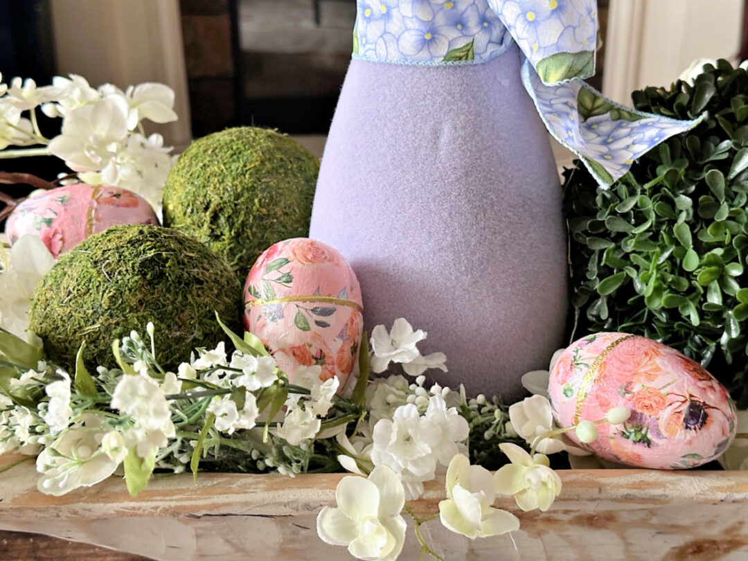 How to Make Beautiful Decoupage Easter Eggs (Easy Tutorial)
