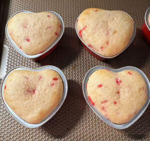 Mini Heart Cakes That Are Almost Too Cute to Eat!