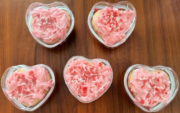 Mini Heart Cakes That Are Almost Too Cute to Eat!