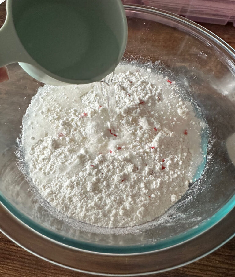 Mini Heart Cakes That Are Almost Too Cute to Eat!