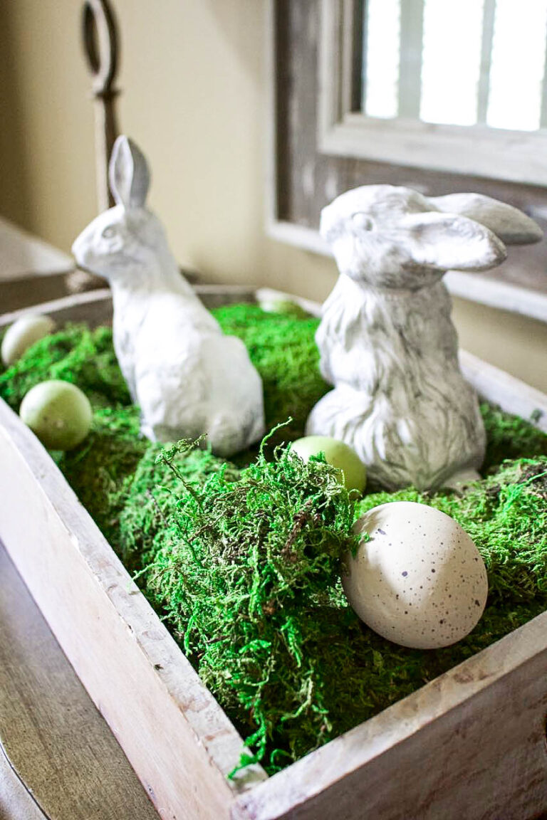 17 DIY Spring Centerpieces That Look Straight Out of a Magazine!