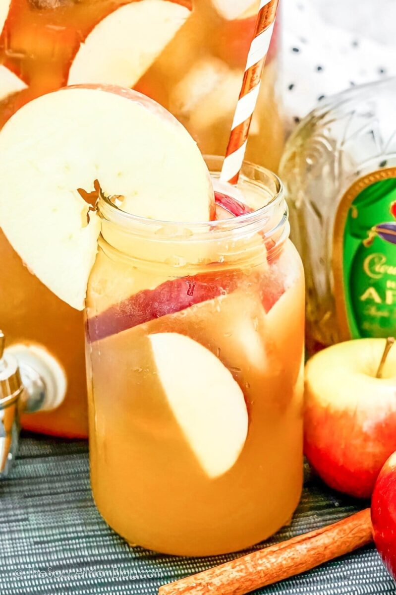 15 Peach, Apple and Blackberry Crown Royal Cocktails