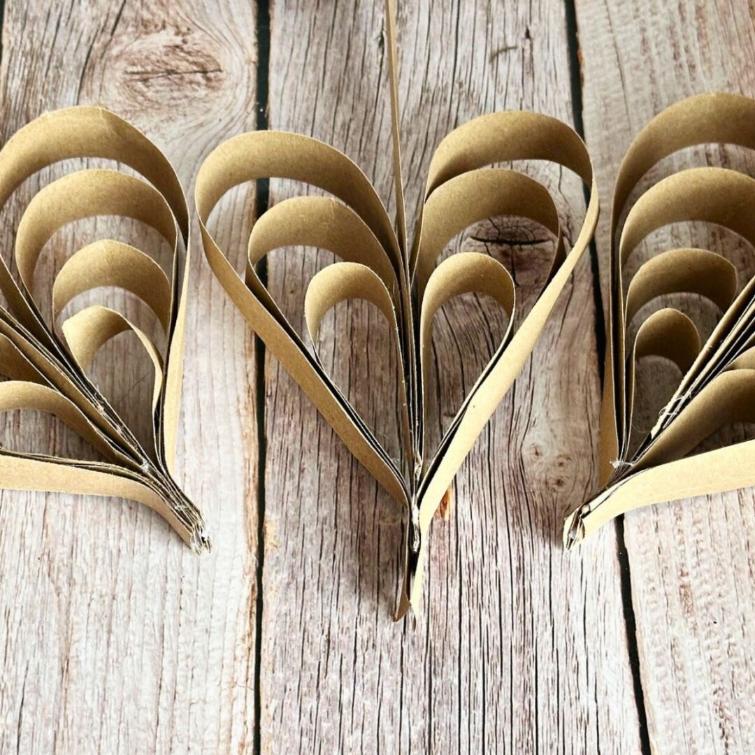 Heart Shape Paper Craft From Recycled Wrapping Paper Roll