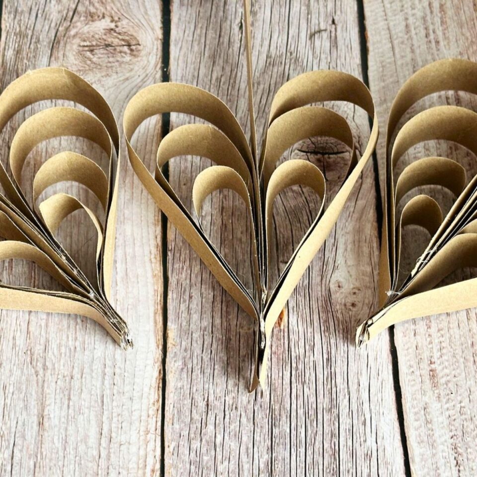 Heart Shape Paper Craft From Recycled Wrapping Paper Roll